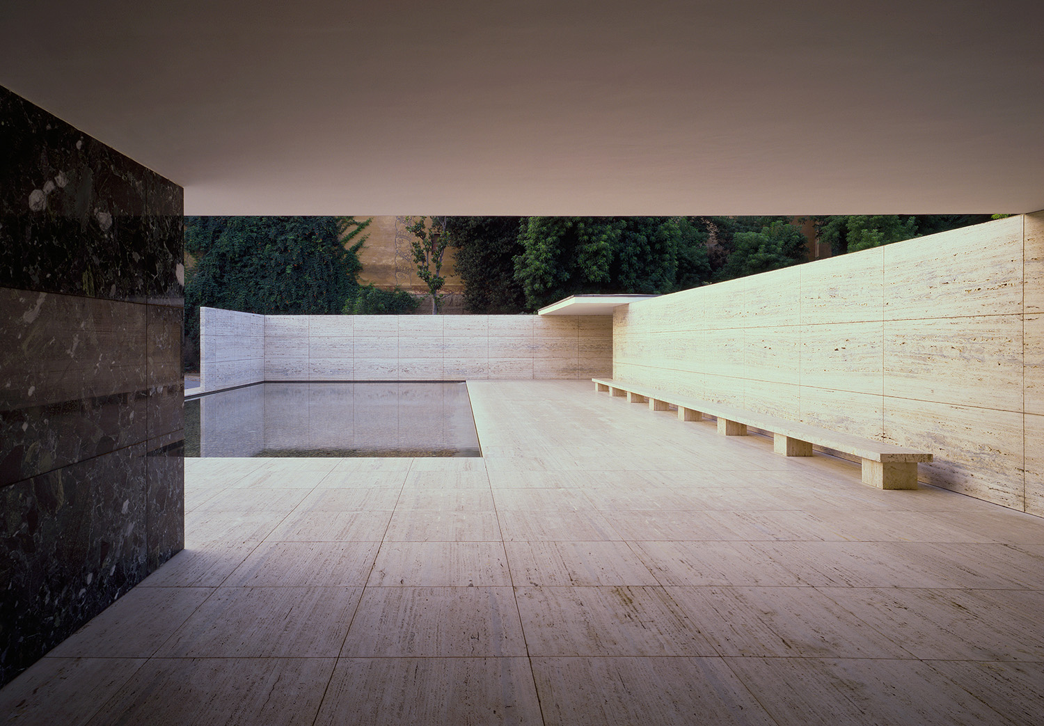 Barcelona Pavillon von Mies van der Rohe | Architekturfotografie Blog ...
